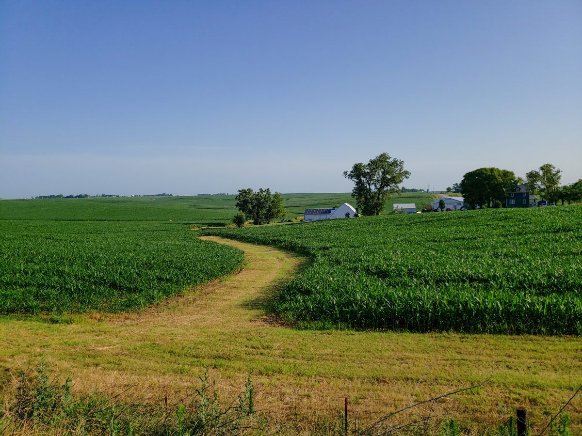 Is Living In Iowa Worth It? The Surprising Truth • UniMovers