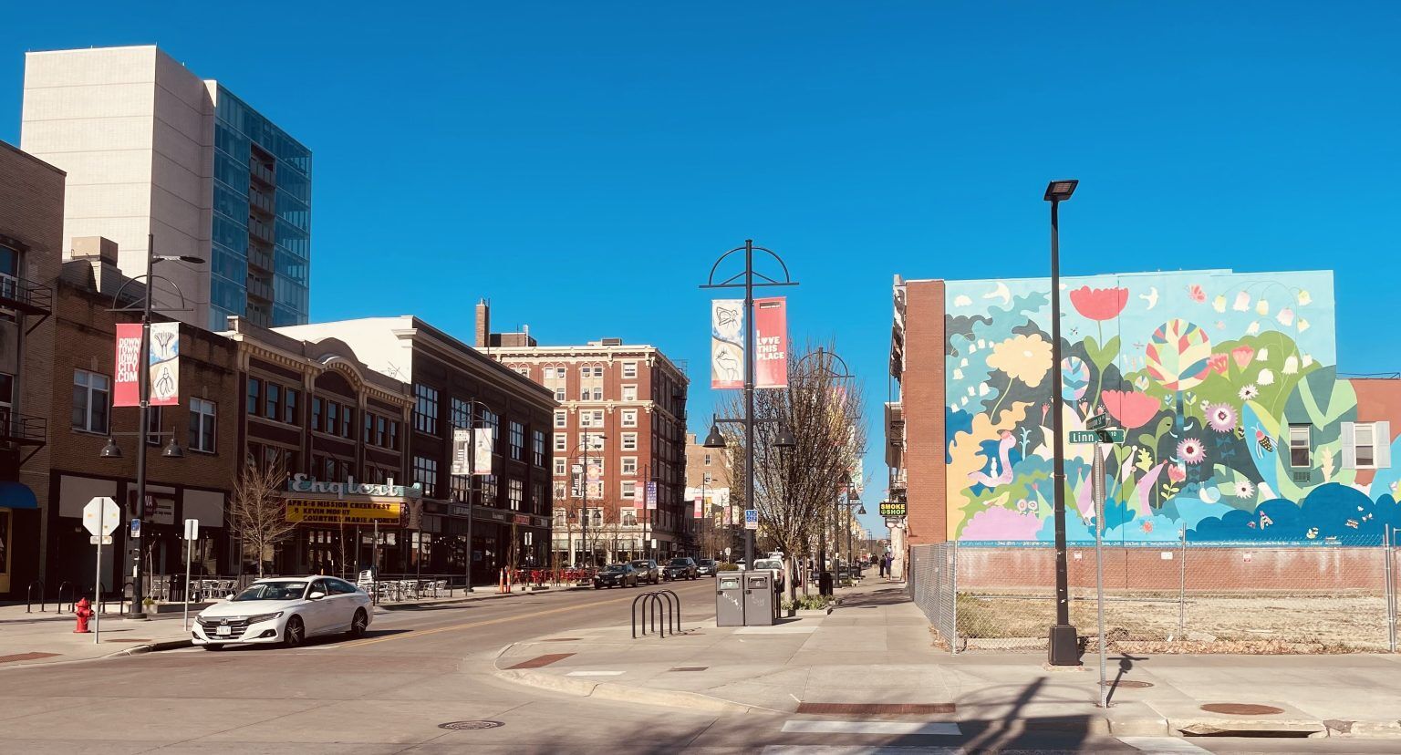 Best Neighborhoods In Iowa City • UniMovers
