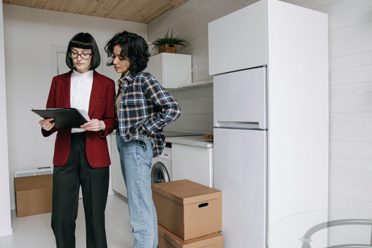 Moving a Refrigerator: Everything You Should Know • UniMovers