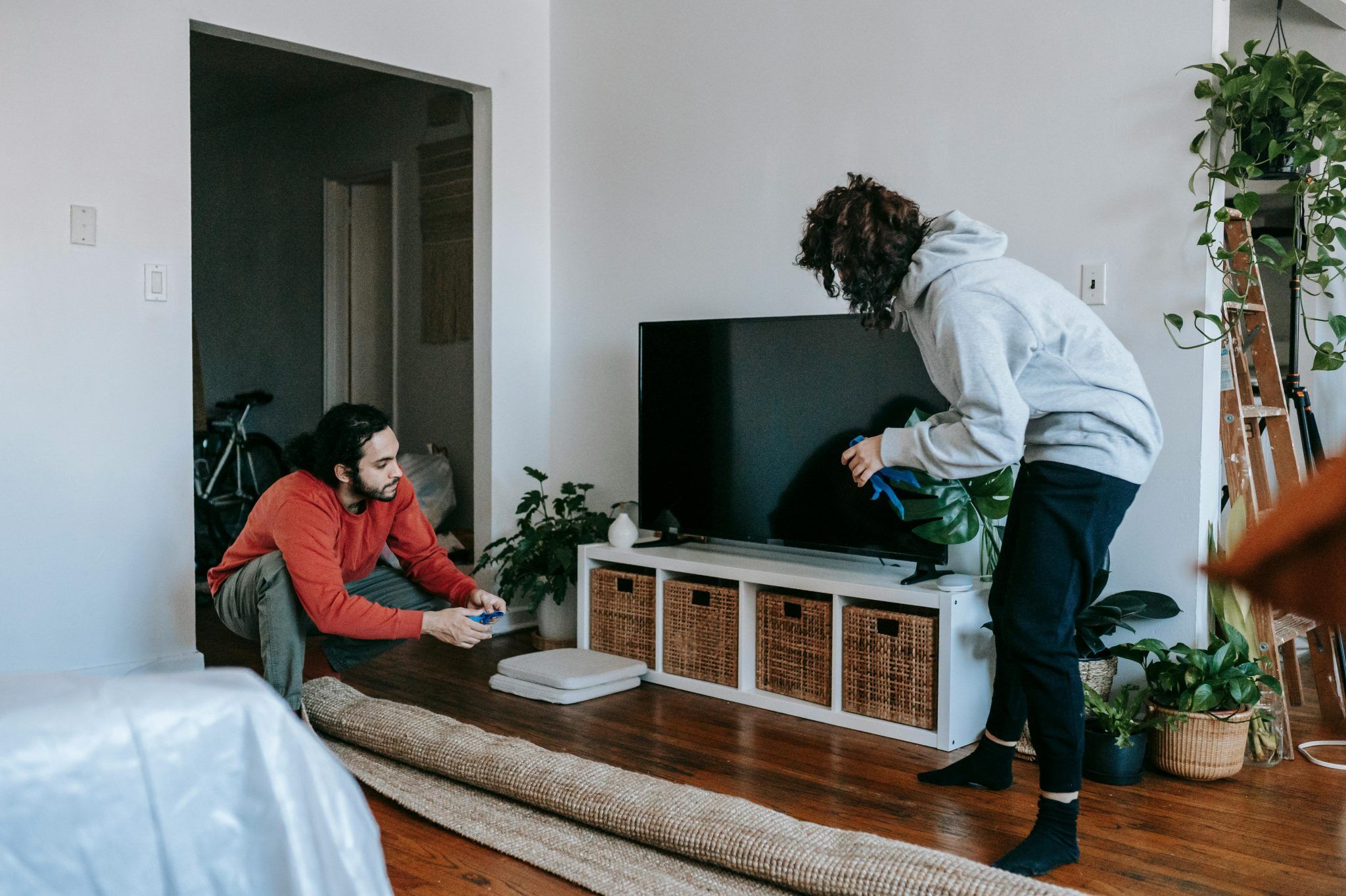 How To Pack Your Electronics For Your Home Move • UniMovers